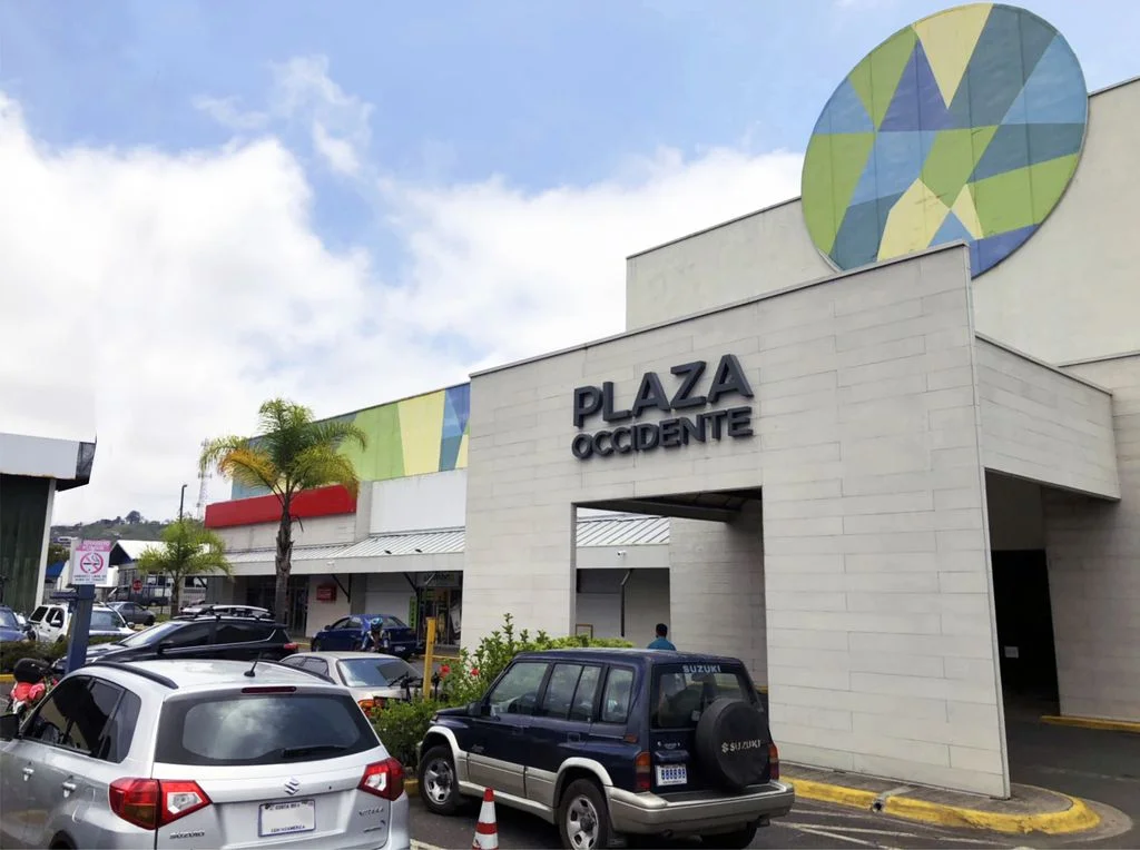 Mall Plaza Occidente - ACOBO